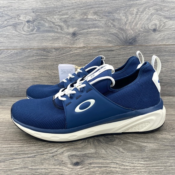Oakley | Shoes | Oakley Team Navy Dry Os Athletic Lace Up Sneakers Mens ...